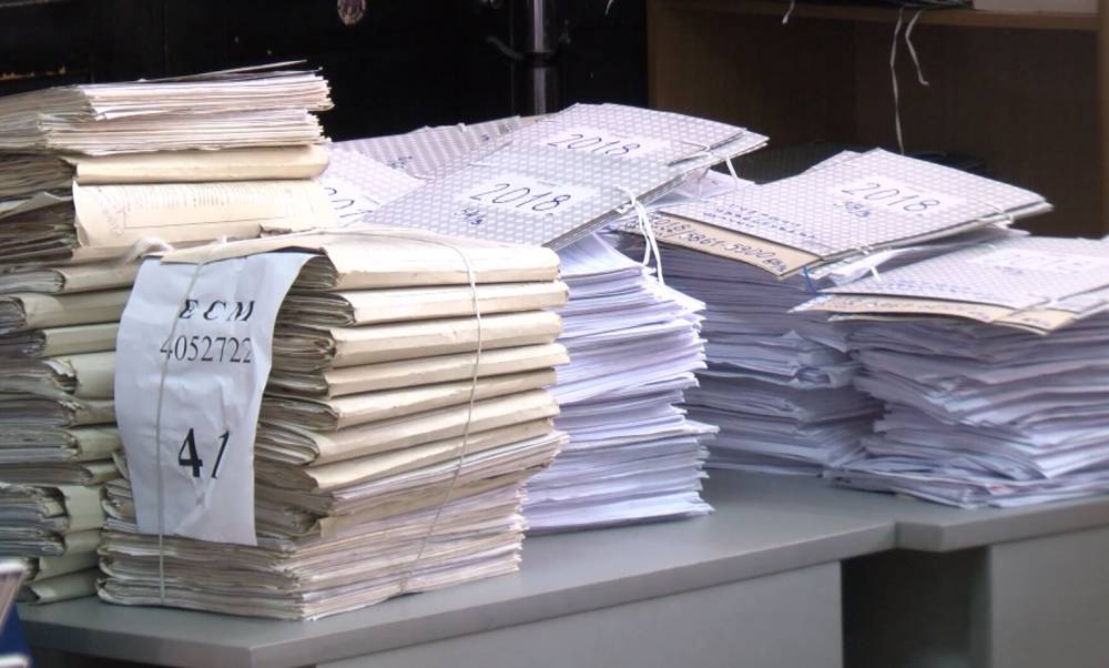 Државните јасли се полнат, приватниот сектор се празни, функционерските ...