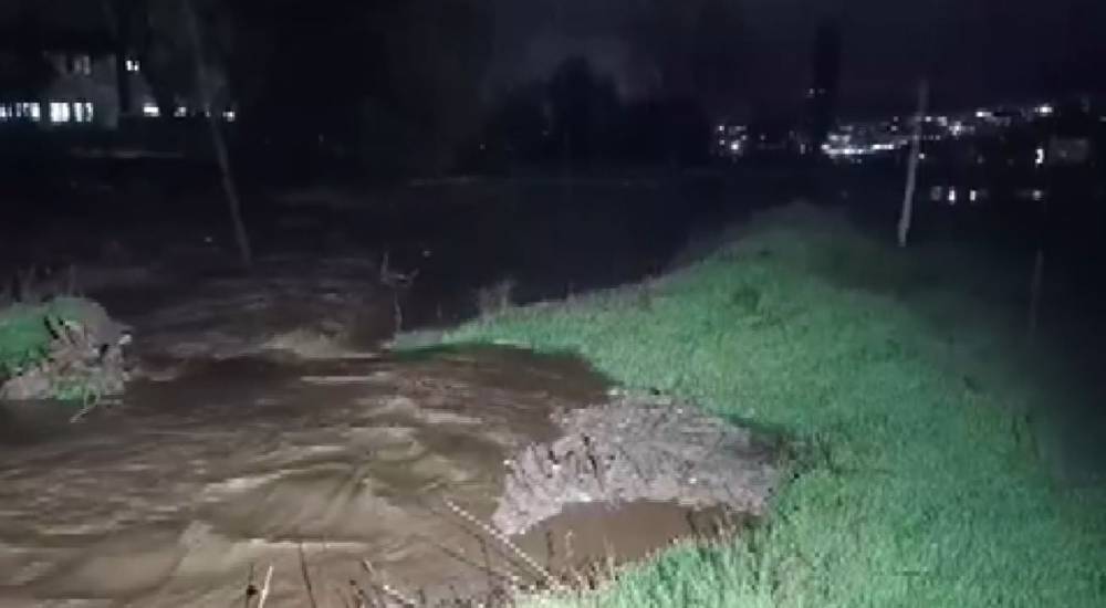 Обилните дождови ја излеаja Маркова Река - telma.com.mk