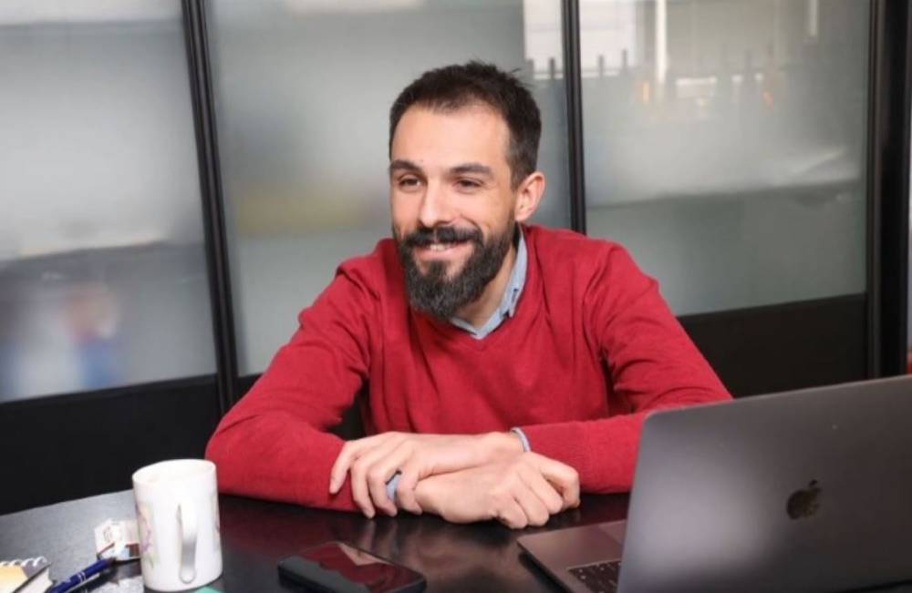 Таткото Спасески се жали дека мајката го попречува да го види неговиот ...