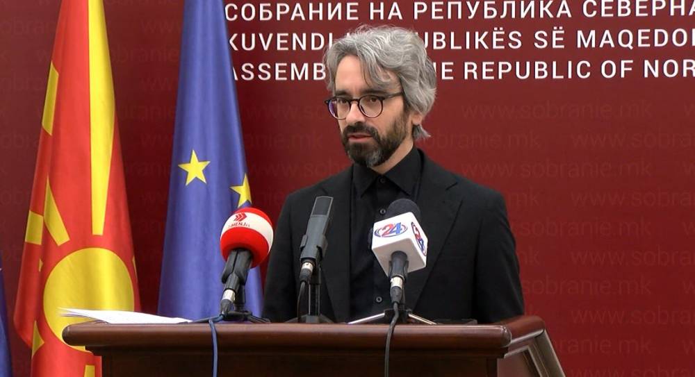 Aпасиев закажа седница на која треба да се расправа по претставката од ...